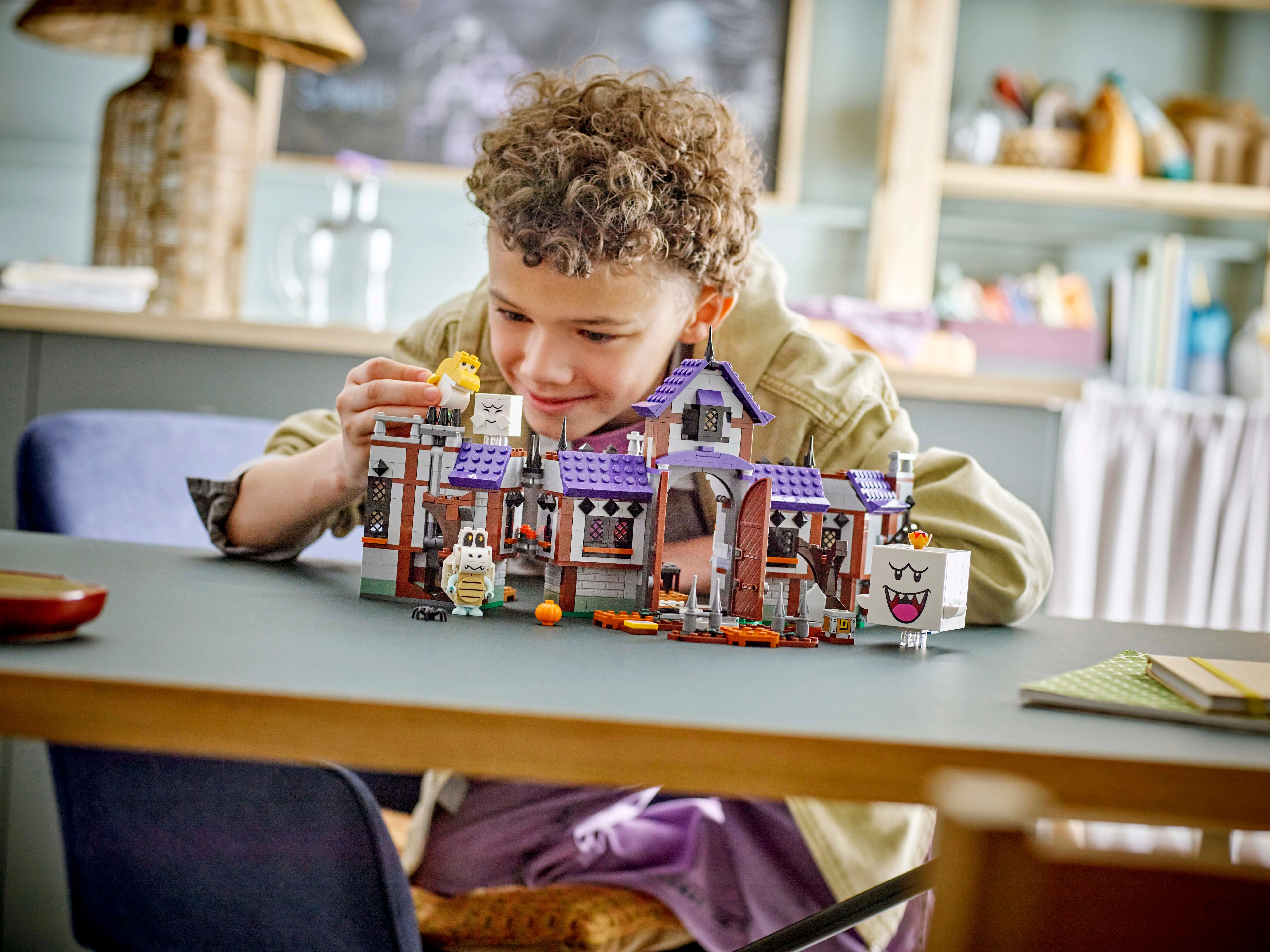 LEGO Super Mario 71436 King Boo's Haunted Mansion V29. BricksThailand